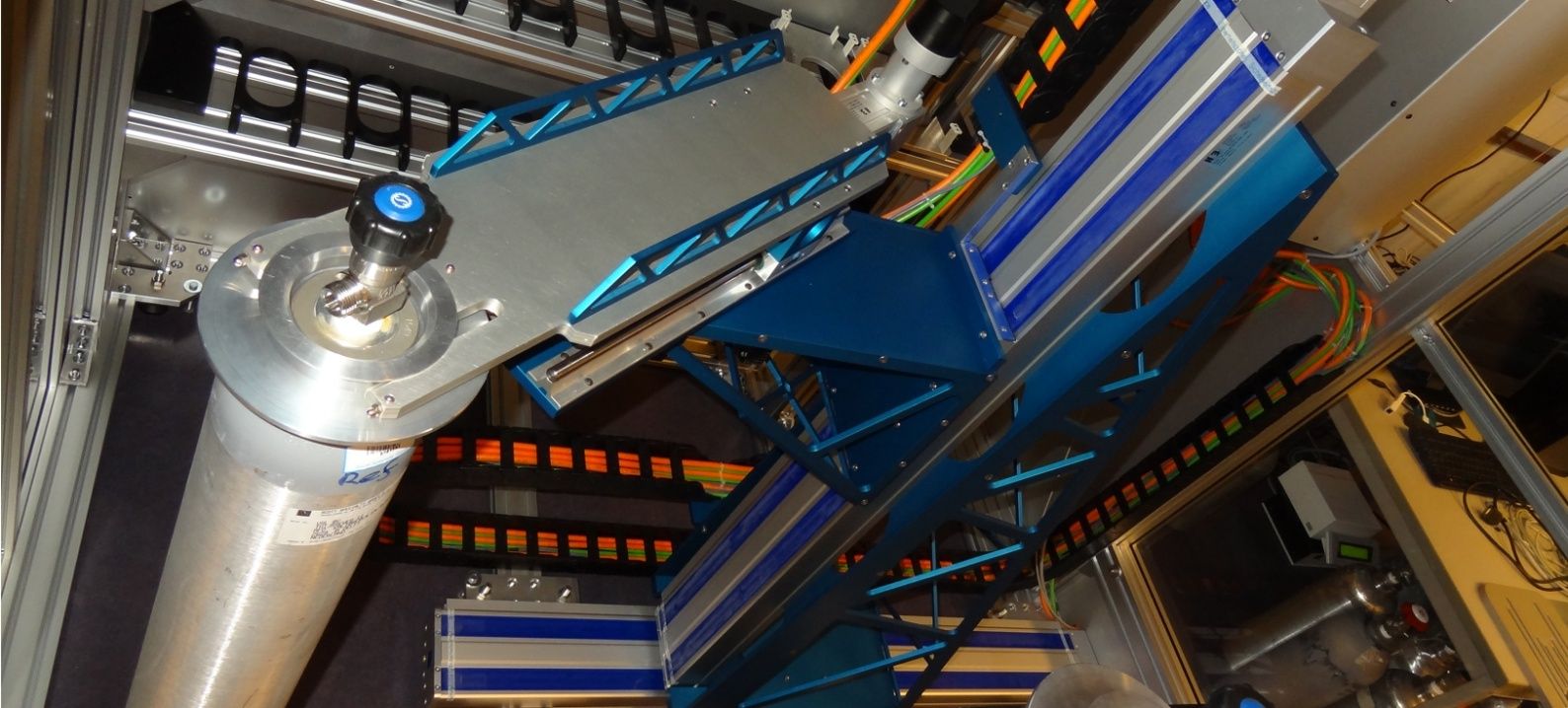 Handling system gas cylinders - ATB Automation total solution - ATB ...