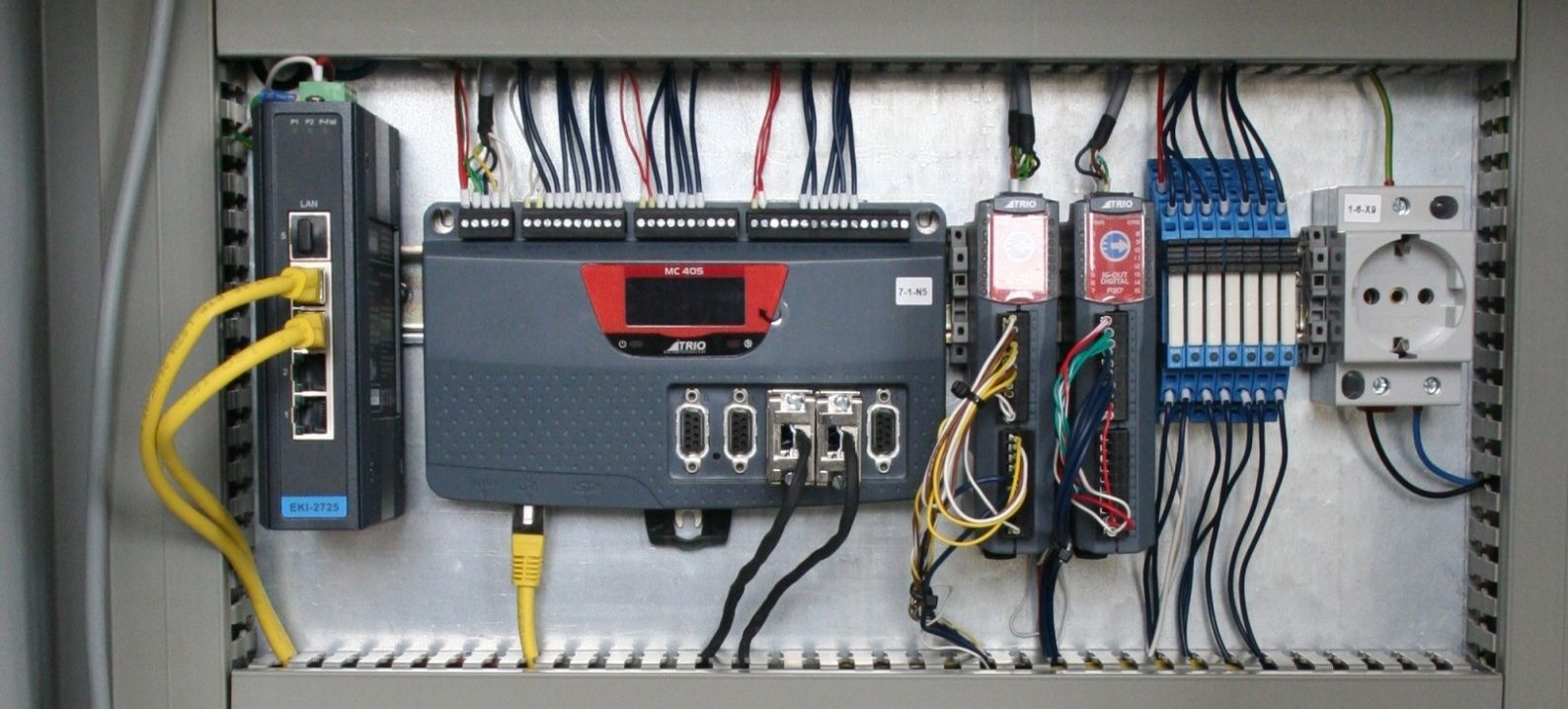 Injection Moulding With Iai Actuators And Trio Motion Controller Atb