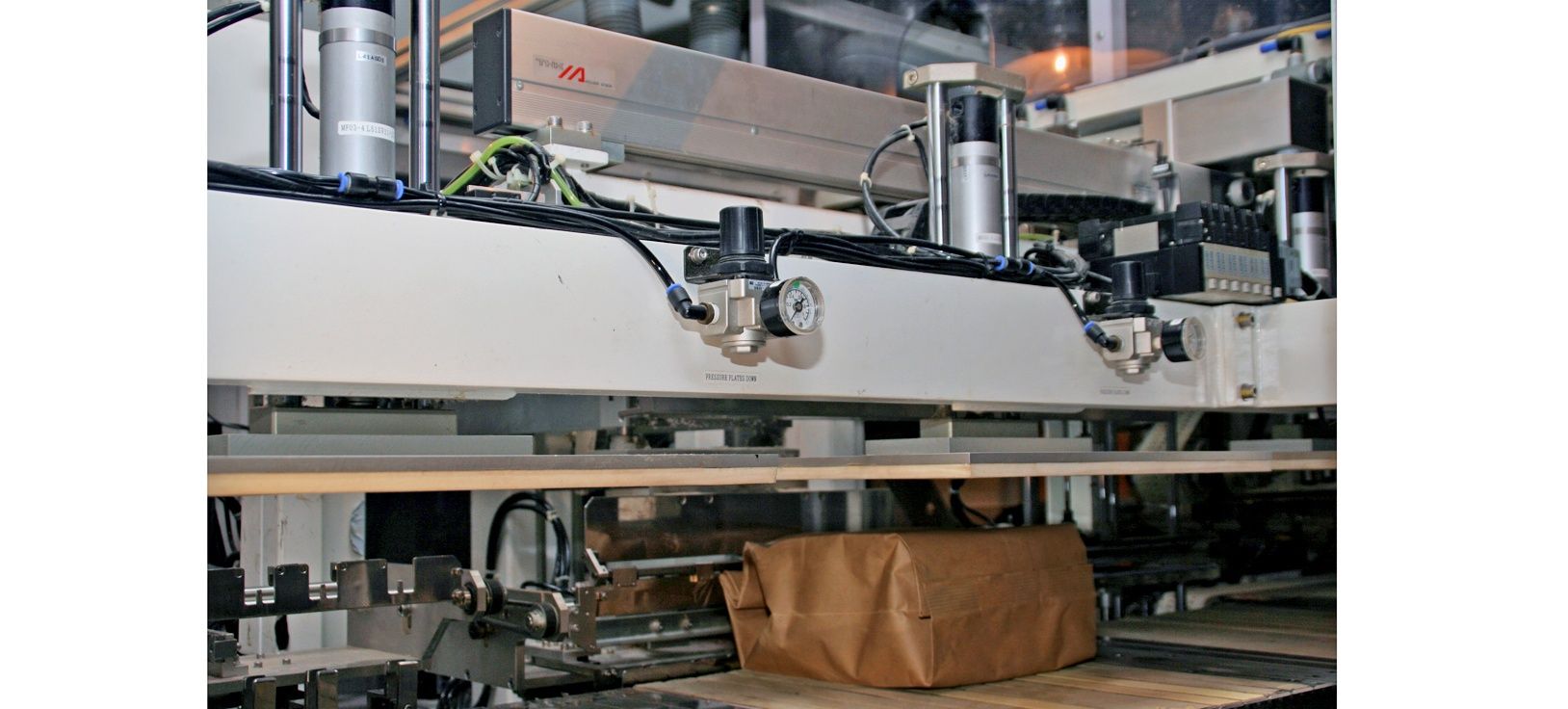 IAI electric actuators in Fuji packaging machine - ATB Automation